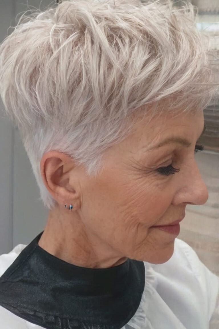 30 Chic Pixie Haircuts For Older Women Embrace Your Hair S Natural Beauty
