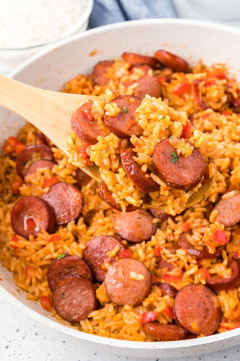 One-Pot Smoked Sausage and Rice Recipe: A Flavor-Packed Meal in 30 Minutes!