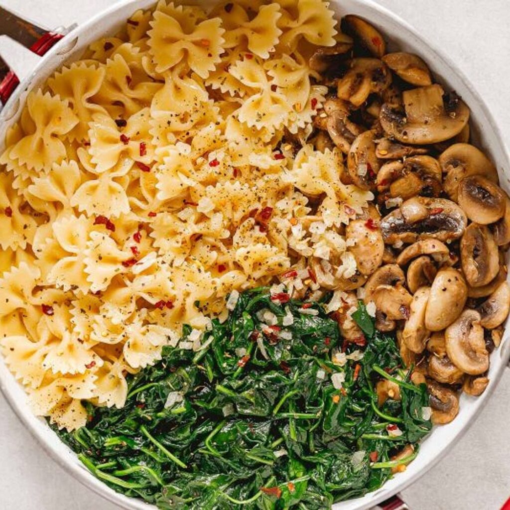 30 Gourmet Hot Lunch Recipe Ideas That Will Impress Your Colleagues!